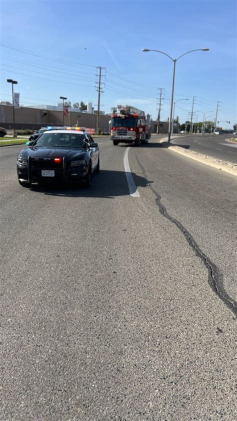 Pd Motorcyclist Dead After Colliding With Suv In Visalia Cbs47 And
