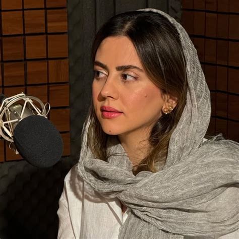 ‎ريحان جعفري زاده‎ Rayhanjafarizadeh • Threads Say More