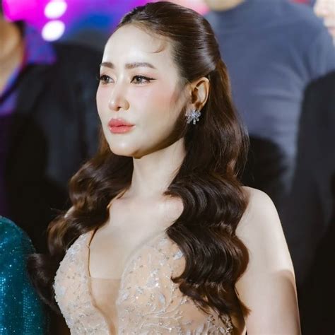 ปุญญาดา ปิติ Pinnypyd • Threads Say More