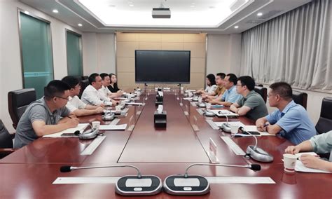 永业行潘世炳一行与宜昌城发集团开展座谈交流 湖北永业行评估咨询有限公司