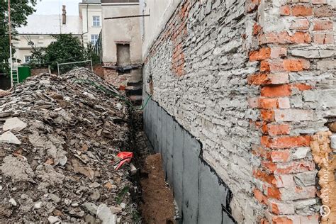 Jak se v domě projevuje vlhkost zdiva a jak se této vlhkosti zbavit