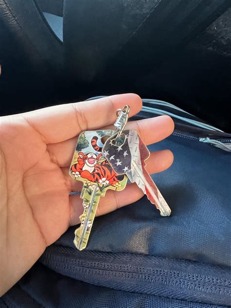 Lost Keys At Shuttle Stop Near Mcintosh Building Rcsulb