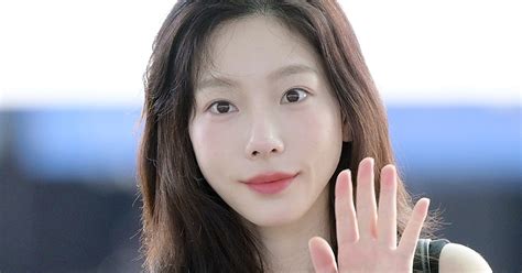태연 ‘다정한 손인사 포토엔hd