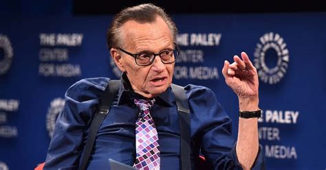 Larry King Cnns Legendary Talk Show Host Dies At 87 Scoop Upworthy