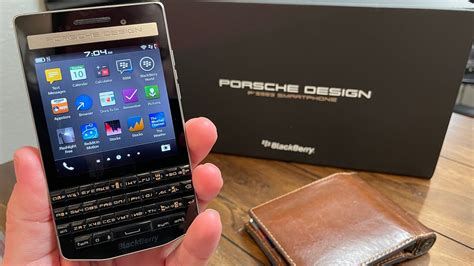 BlackBerry Porsche Design P'9983: The $2000 BlackBerry! - YouTube