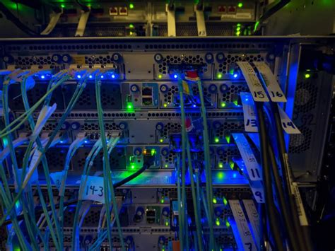 Hpe Xp8 存储阵列打破十年零停机里程碑