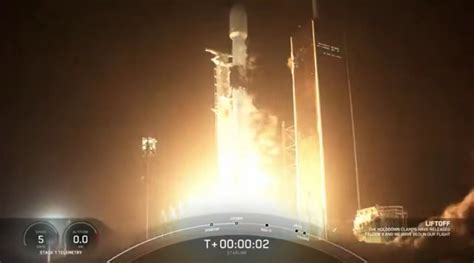 Spacex再发52颗星链卫星，累计超3000颗已上天未来2澎湃新闻 The Paper