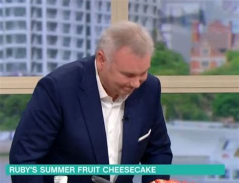 Itv This Morning Eamonn Holmes And Rochelle Humes Make Cheesecake