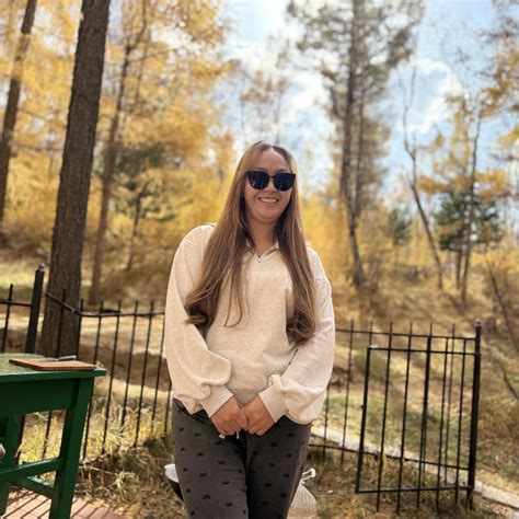 Үлэмж бөөний төв Added A New Photo Үлэмж бөөний төв