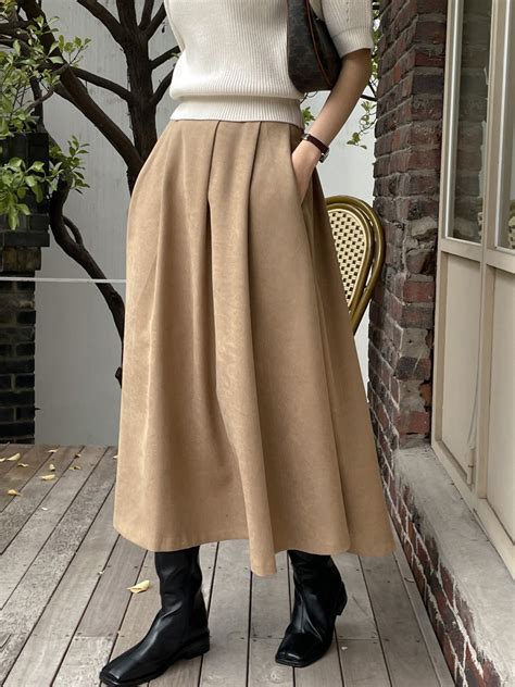 연말룩 2컬러 스웨이드 핀턱 플레어 롱스커트