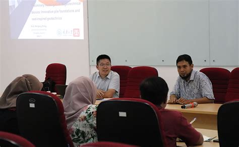 Kunjungan Dan Kuliah Tamu Prof Wengang Zhang Dari School Of Civil Engineering Chongqing