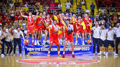 Spānijas Basketbolisti Sesto Reizi Triumfē Eiropas Meistarsacīkstēs Kadetiem Basketbols