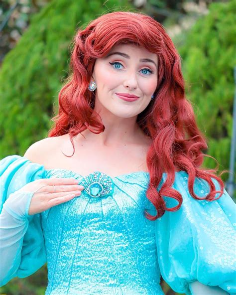 Pin By 2trh2 On The Little Mermaid Face Characters Ariel Makeup
