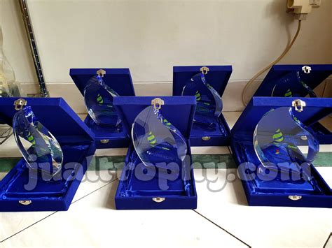 Jual Piala Jual Trophy Murah Harga Piala Jual Trophy