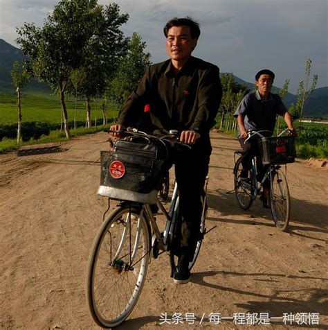 實拍朝鮮農村的真實生活有錢人家依舊是牛拉貨騎自行車 每日頭條