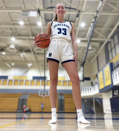 Born For This Ucla Bound Center Amanda Muse Shines For Heritage