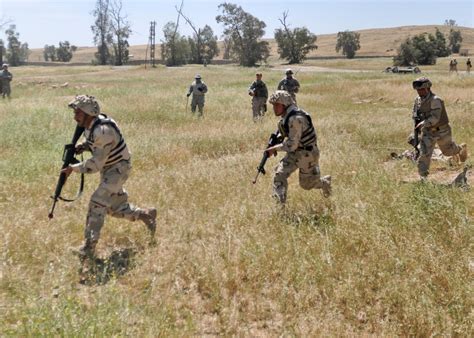 Head Hunter Squadron Trains Ia On Cordon And Search Techniques