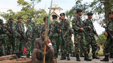 Satgultor 81 Pasukan Siluman Kopassus Indonesia Dwcom 12042016