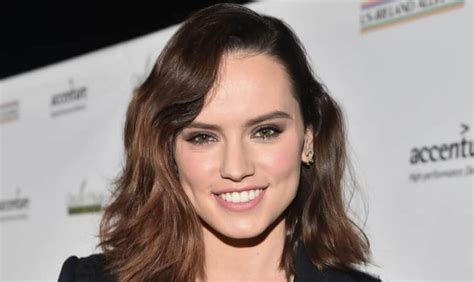 Daisy Ridley Body Measurements Height Weight Bra Size Shoe Size
