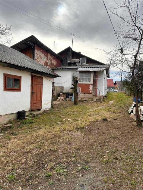 Трикімнатний будинок в м Надвірна 33 000 Продаж будинків Надвірна