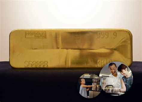 Bullionstars 400 Oz Gold Bullion Bar Exhibit In Singapore