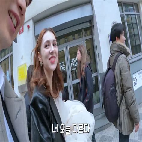 여행 갔다가 꿈에 그리던 이상형을 만나 결혼까지 골인 해버린 20대 한국인 멋있는 남자 여행 갔다가 꿈에 그리던 이상형을