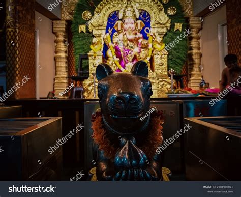 Стоковая фотография 2201906021 Lord Ganesha His Vahana Mushak Raj