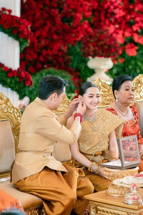 កិត្តិយសខ្ពង់ខ្ពស់ណាស់ សម្ដេចតេជោ ហ៊ុនសែន ចូលរួមអាពាហ៍ពិពាហ៍ ហ៊ិន ច័ន្ទនិរ័ត្ន ព្រឹកនេះ