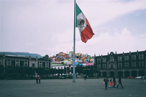 La agencia japonesa R I ratifica la calificación de México en BBB con perspectiva estable