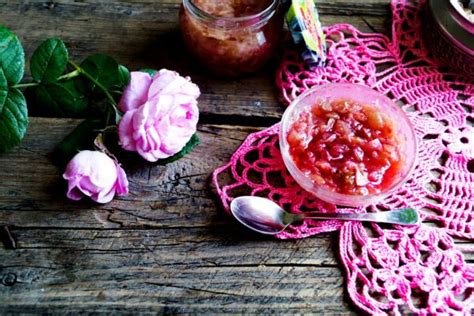 З пелюсток яких троянд варити варення