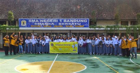 Kpp Pratama Bandung Cibeunying Gelar Hstrs 2014 Di Sman 1 Bandung