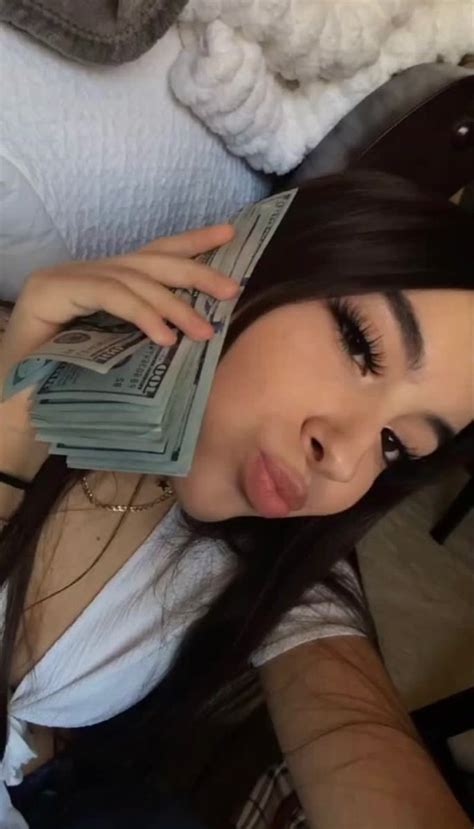 Pin On Discord Pfp Catfish Female