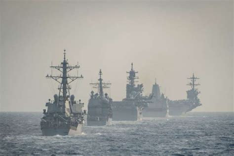美軍羅斯福號航空母艦在南海軍演，艦上官兵暫未傳出新冠病毒疫情 風傳媒
