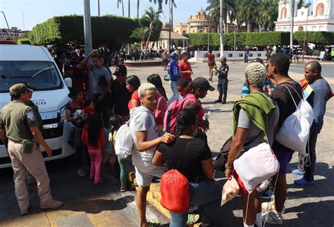 Migrantes Denuncian Engaños De Autoridades Migratorias En El Sur De
