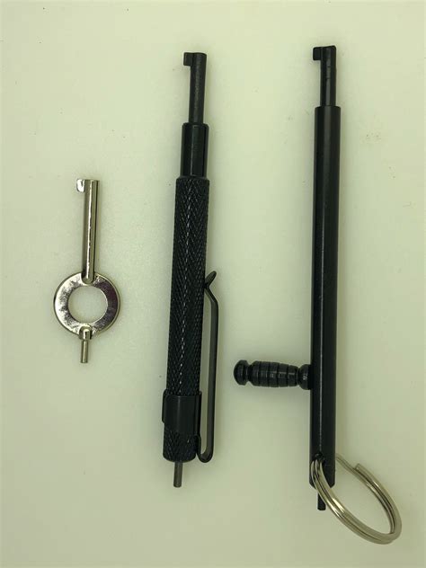 Handcuff Key Fop Dc T