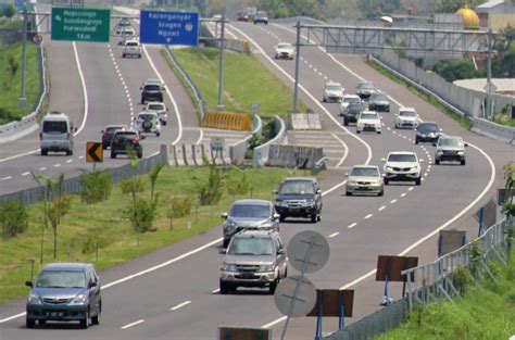 Tak Hanya Kurangi Emisi Kendaraan Listrik Dorong Pertumbuhan Ekonomi UMKM Jatengdaily