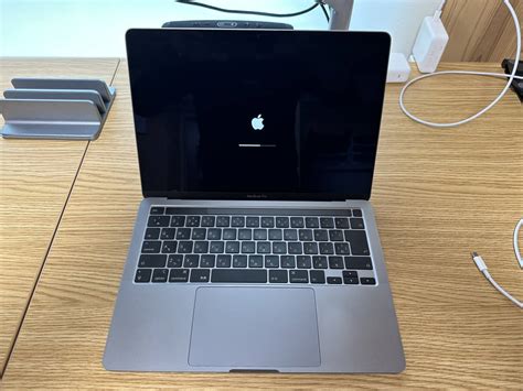 Apple MacBook Pro A2251 13-inch 2020 Four Thunderbolt 3 ports スペースグレイ ...