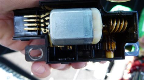 Ouverture Vitre Hayon Et Moteur Essuie Glace 407 Sw Forum Peugeot