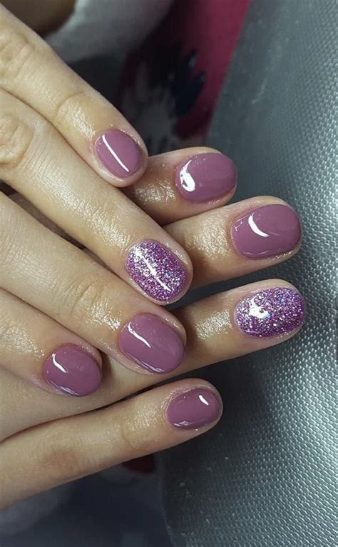 Pin By Andrea Burdey On January Nails Mauve Nails Purple Nails