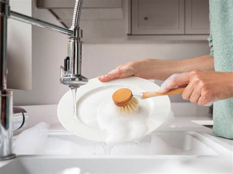 Plastic Free Dishwashing From Dishwasher Detergents To Sponges