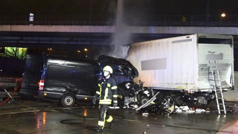 Unfall Auf Der A3 Aktuelle News Von Heute Faz Nachrichten