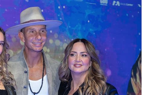 Andrea Legarreta Y Erik Rubín Trabajan Juntos En Vaselina Y Lo Gozan