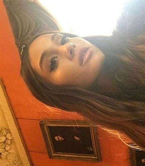 210 Mentions Jaime 4 Commentaires Ariana Deleted Arigdeleted