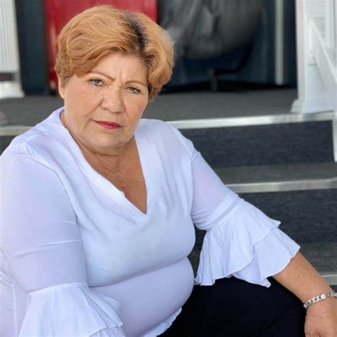 Valentina Latyna La Locutora Colombiana Que Más Brilla En Estados Unidos