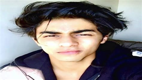 Aryan Khan Clean Chit In Drugs Case शाह रुख खान के बेटे को सबूतों के