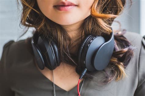 10 Best Headphones For Classical Music Lovers Like Me