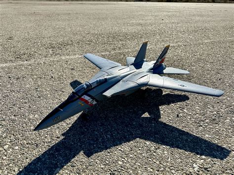 F 14 Tomcat Twin 40mm Edf Glamour Shots Flitereport