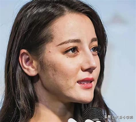 假发假牙假屁股，半个娱乐圈“从头假到脚”，原来没有什么是真的腹肌假牙假发新浪新闻