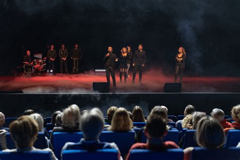 C Est Arriv Pr S De Chez Toi Un Spectacle Dr Le Et Interactif