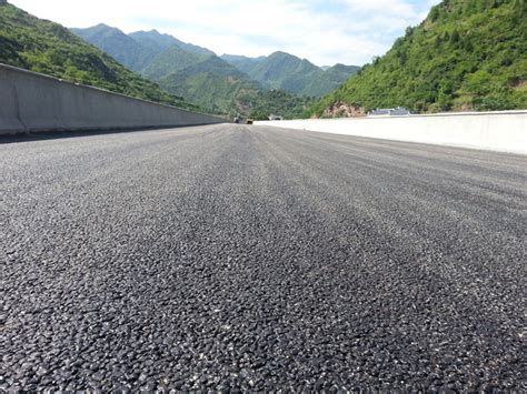 陕西东道特种路面科技有限公司东道路面新型路面材料特种铺装技术沥青添加剂抗车辙剂抗剥落剂温拌剂冷拌剂高黏剂路用纤维沥青改性